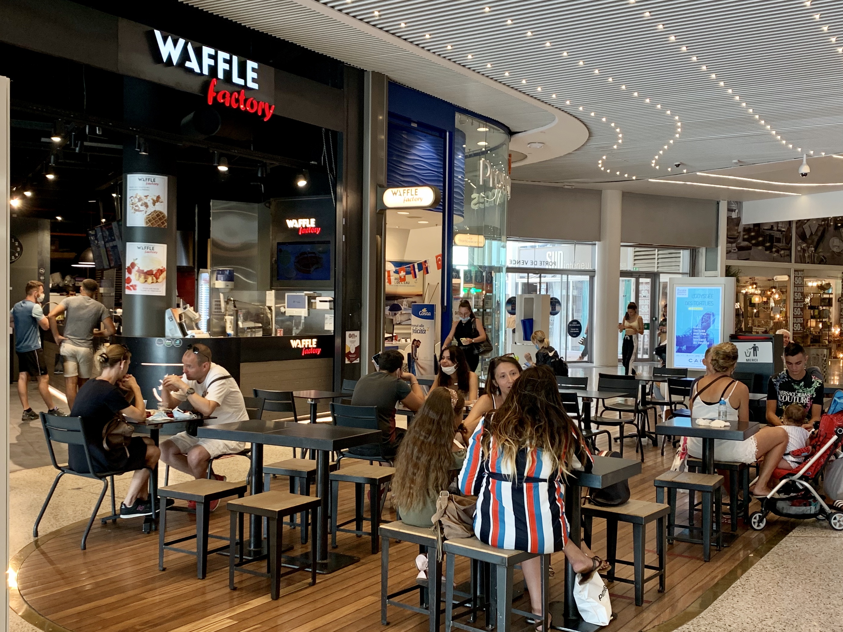 Restaurant Waffle Factory : Centre CAP3000